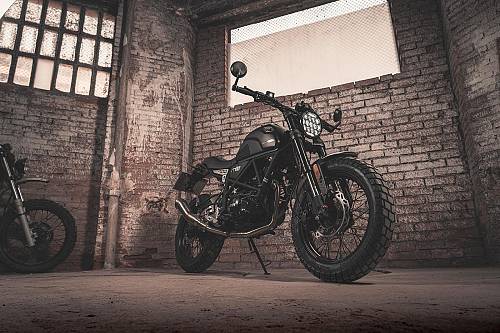 Mitt 125 - Precio y características - Indalmar Motor